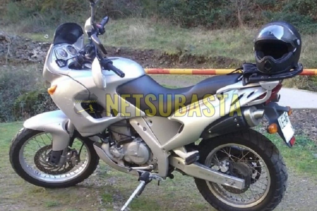 Subasta de Aprilia Pegaso 650 Cube 1998 Subasta de Aprilia Pegaso 650 Cube 1998