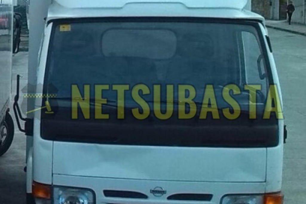 Subasta de Nissan Cabstar E TL110 3.0 1999