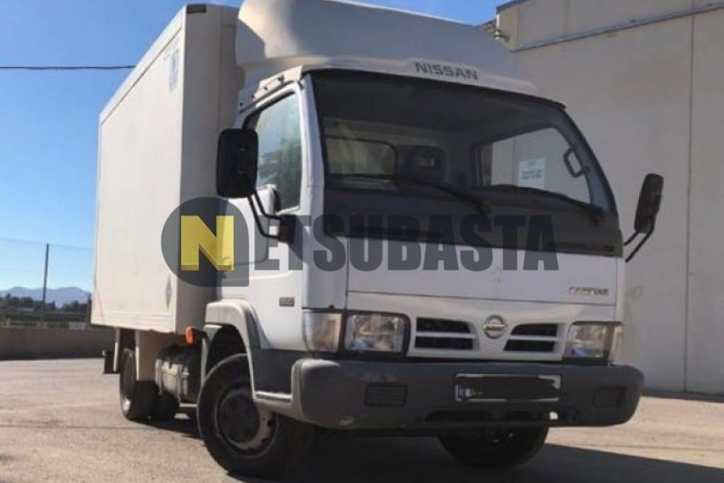 Subasta de Nissan Cabstar 3.0D 2005