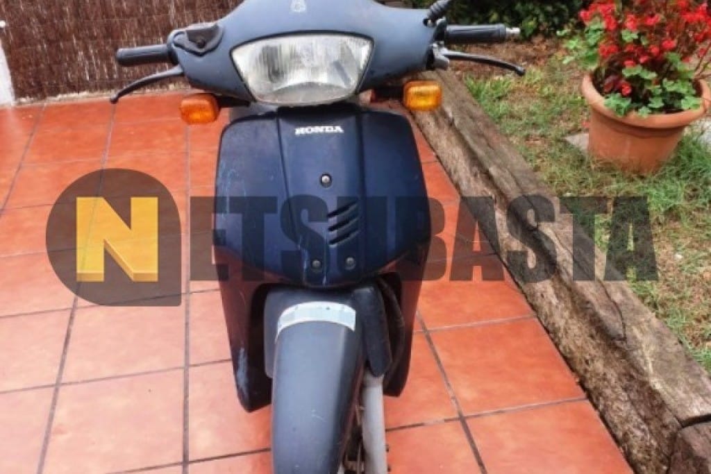 Subasta de Honda Scoopy 100 1997
