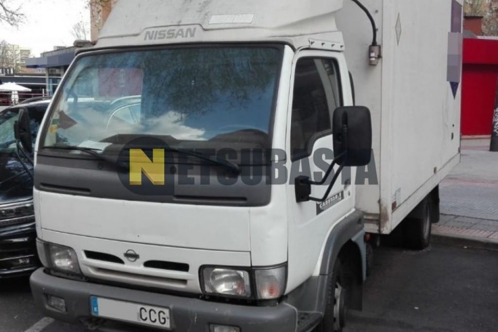 Subasta de Nissan Cabstar.E 120 2002