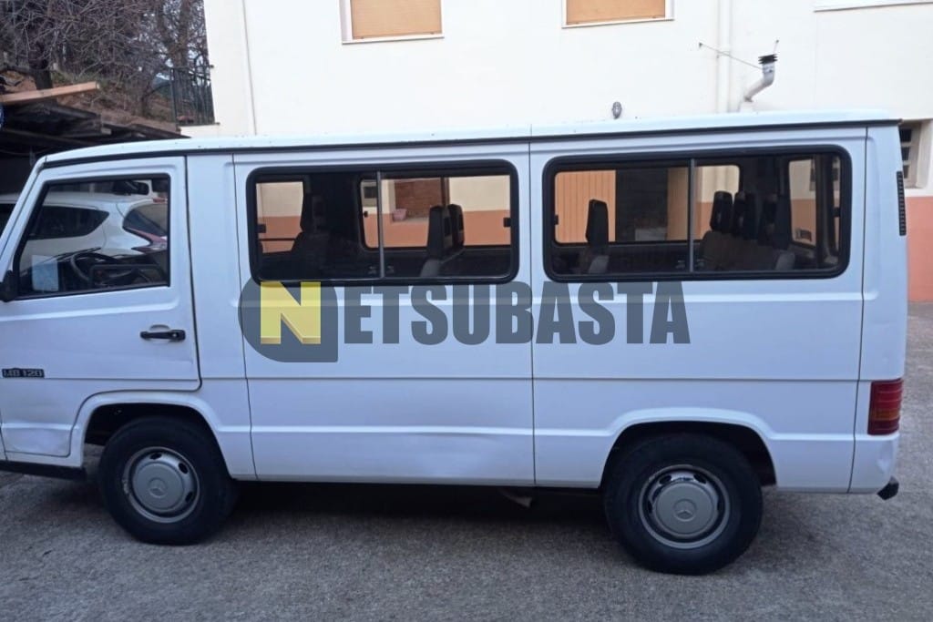 Subasta de Mercedes-Benz MB-120 1990