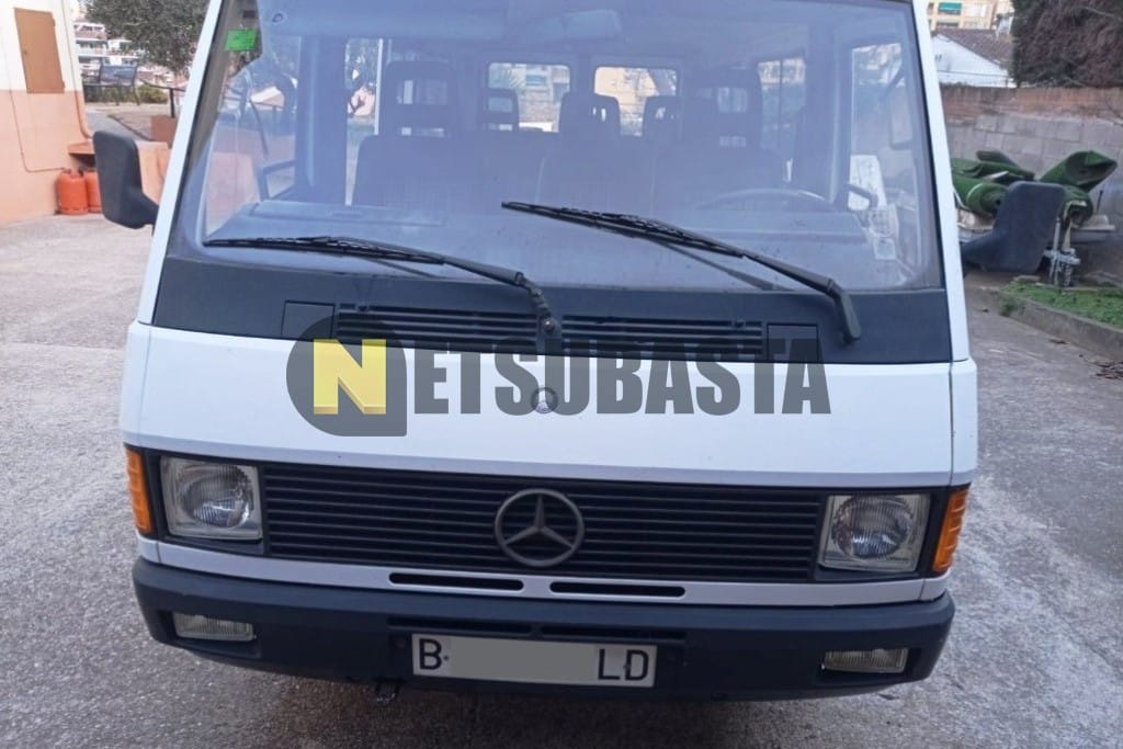 Subasta de Mercedes-Benz MB-120 1990