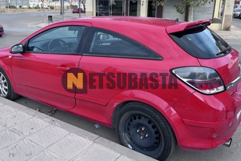 Subasta de Opel Astra GTC 1.6 16V 2006