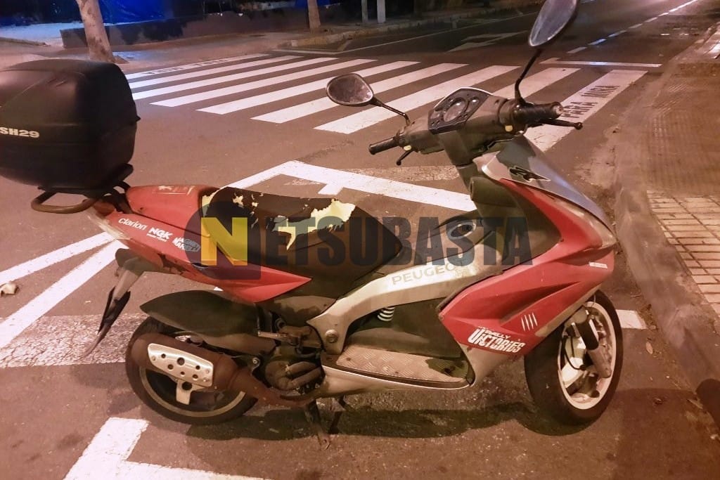 Subasta de Peugeot Jet Force 50 2006