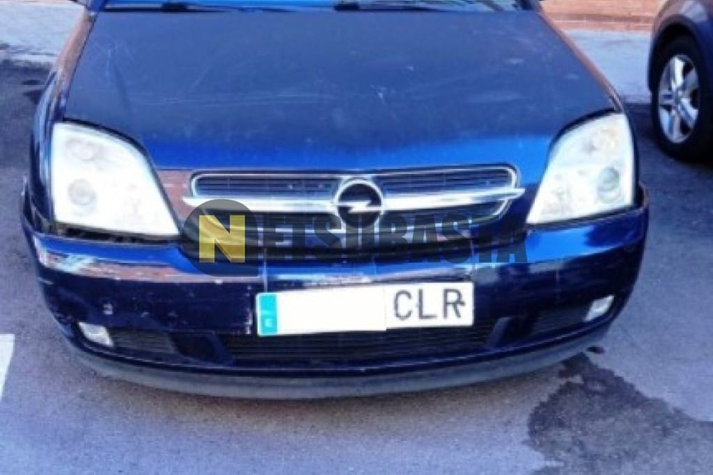 Subasta de Opel Vectra 2.2i 2003