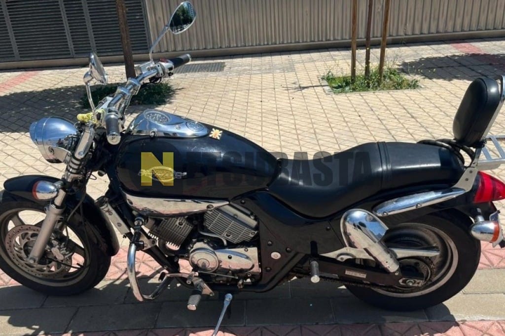 Subasta de Kymco Venox 250 2004 Subasta de Kymco Venox 250 2004
